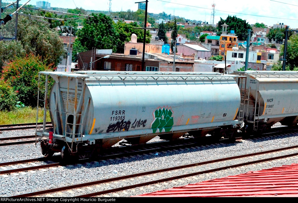 FSRR Cylindrical Hopper