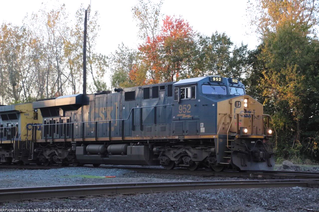 CSX 952
