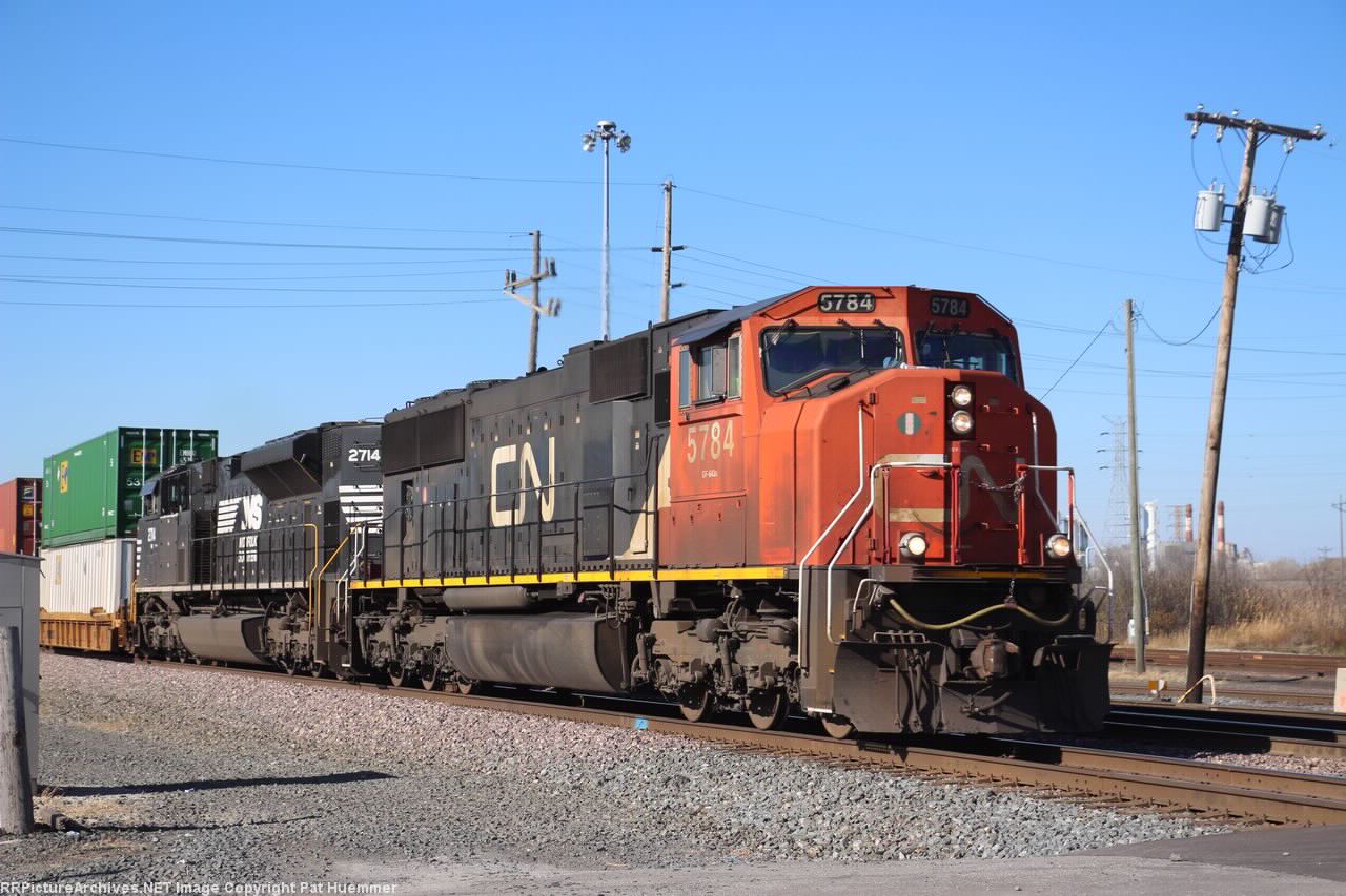 CN 5784
