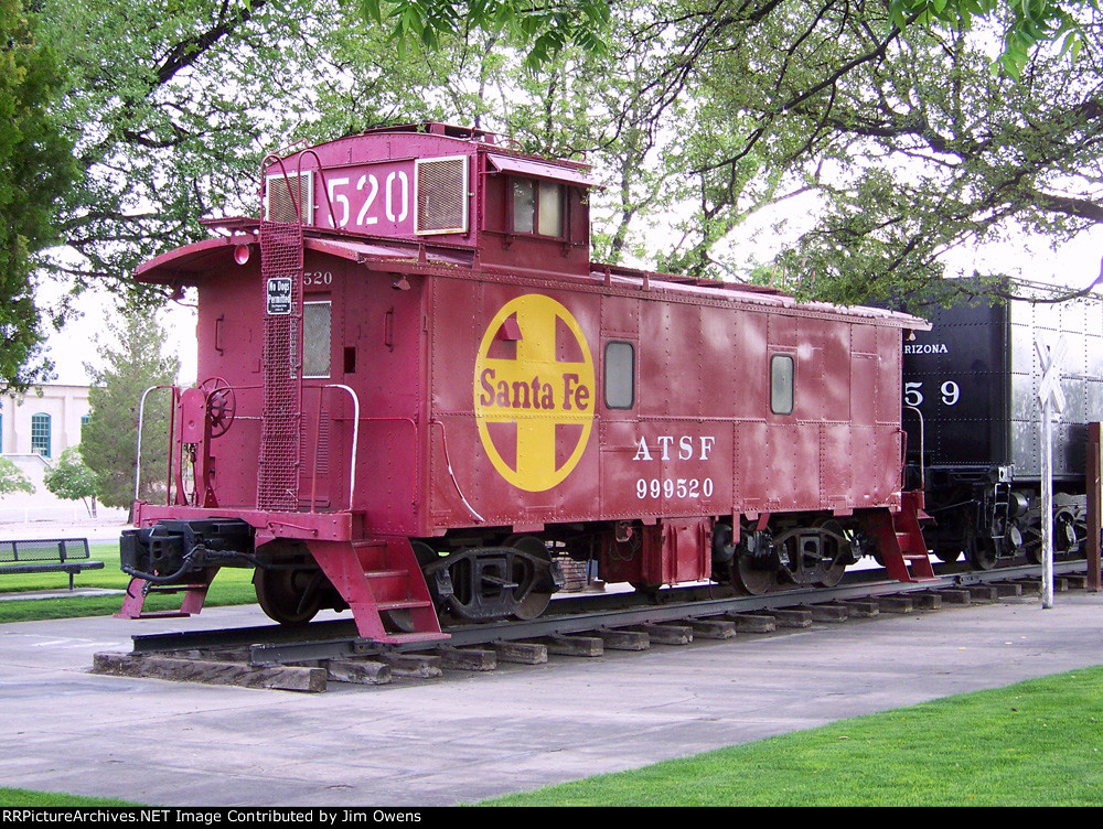 Kingman town caboose, ex-ATSF 999520