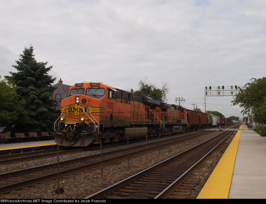 BNSF 7682