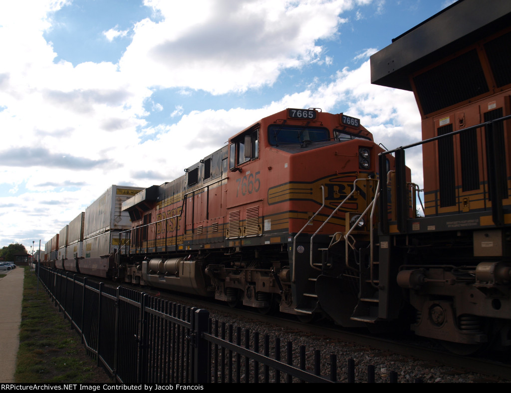 BNSF 7665