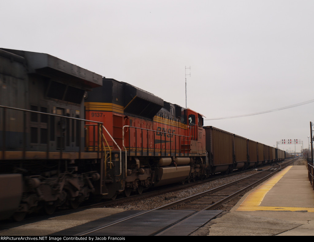 BNSF 9137
