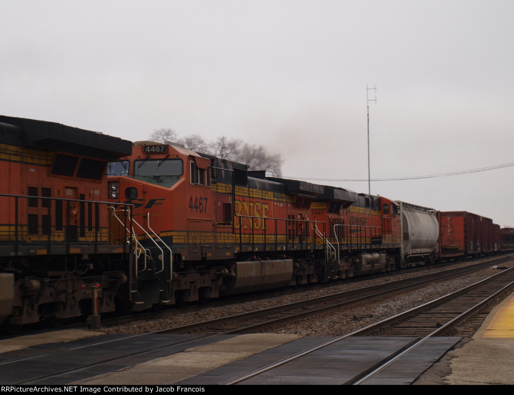 BNSF 4467