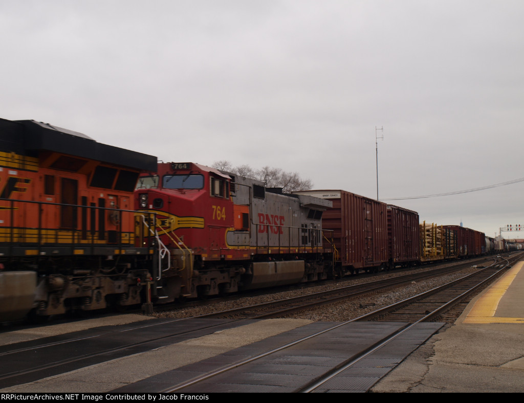 BNSF 764
