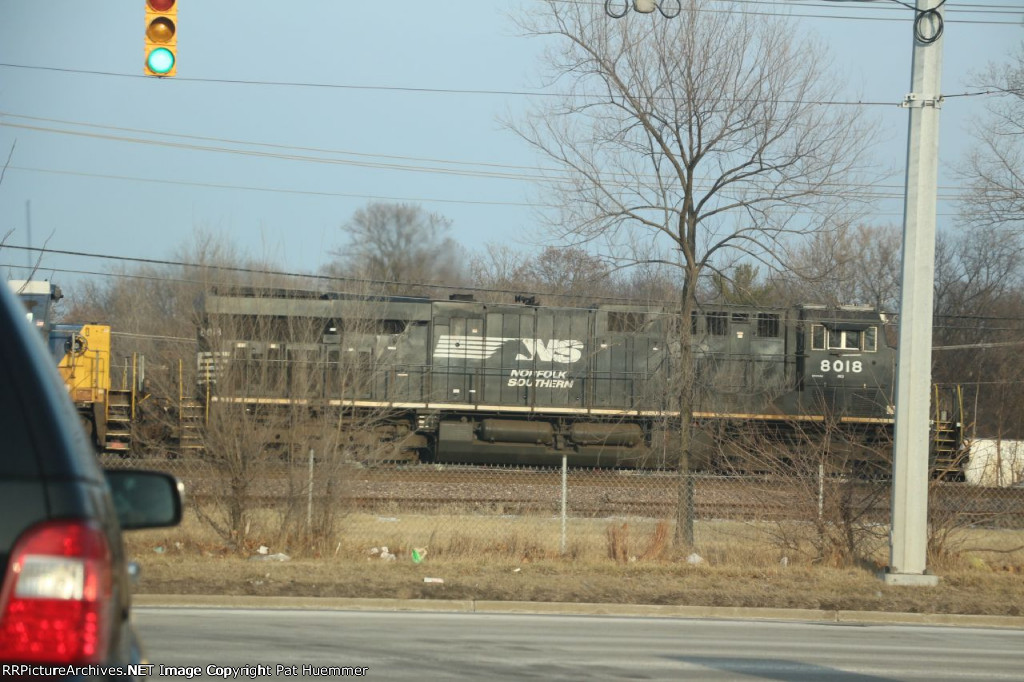 NS 8018