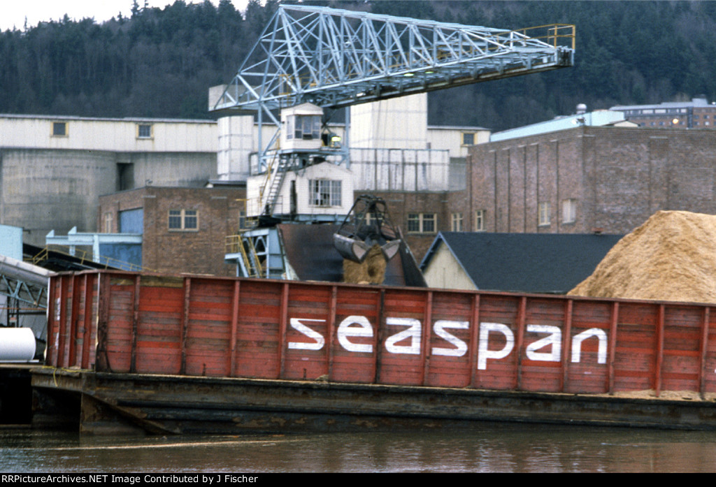 Seaspan barge