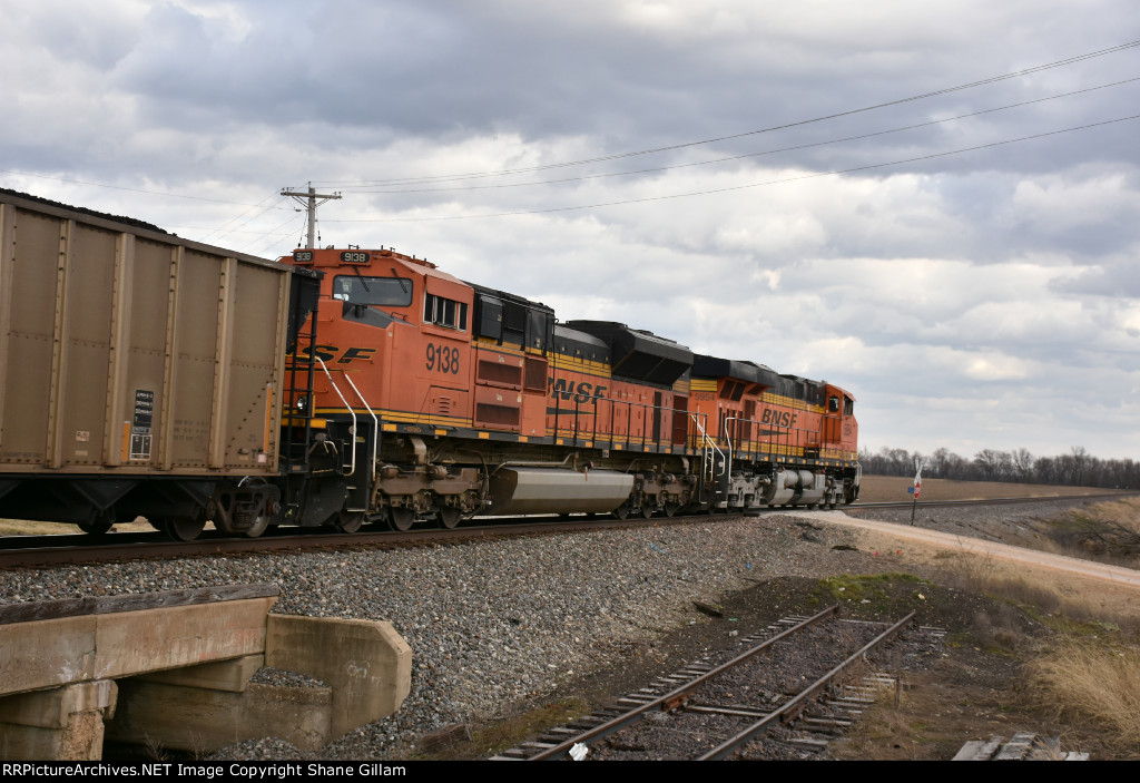 BNSF 9138 Roster shot.