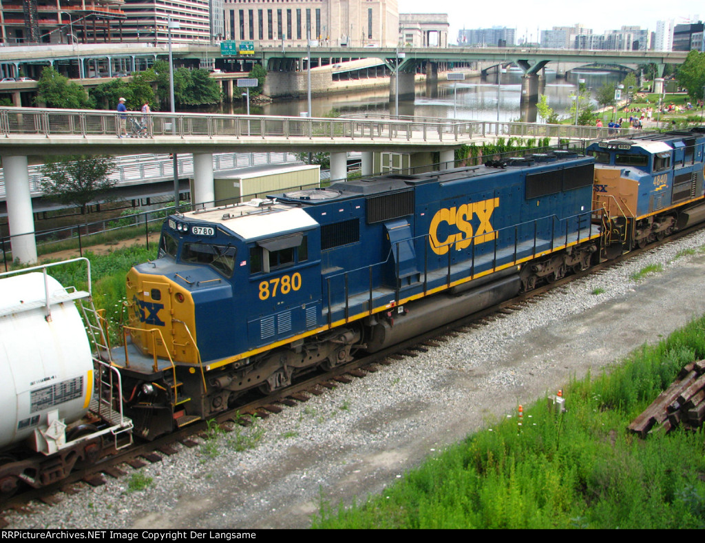 CSX 8780