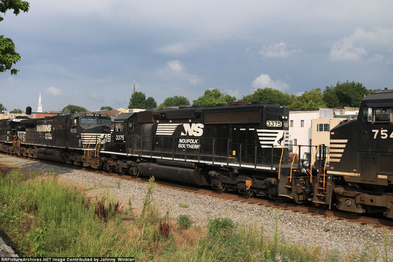 NS 3375 on NS 163