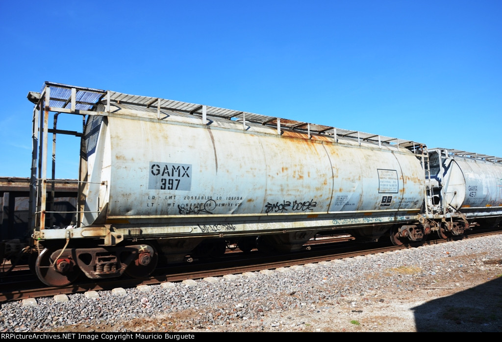 GAMX Cylindrical Hopper