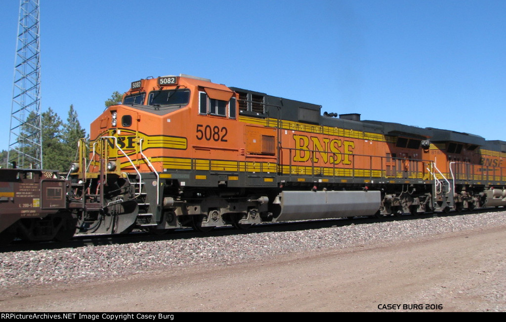 BNSF 5082