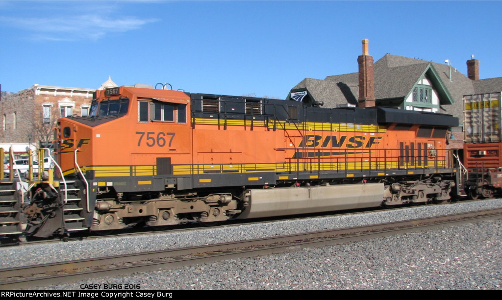BNSF 7567