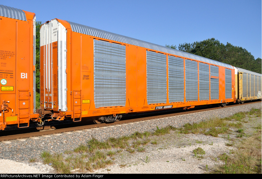 TTGX 693665 BNSF Autorack