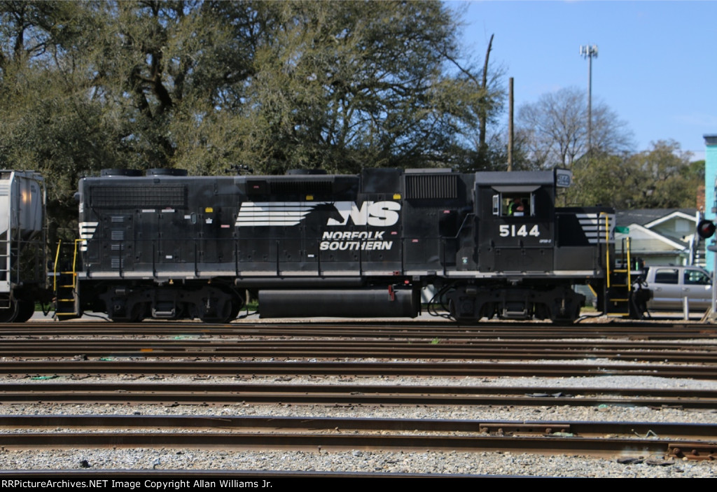 NS 5144