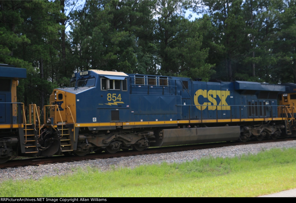 CSX 854