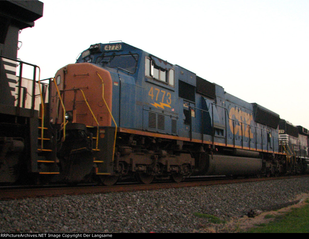 CSX 4773