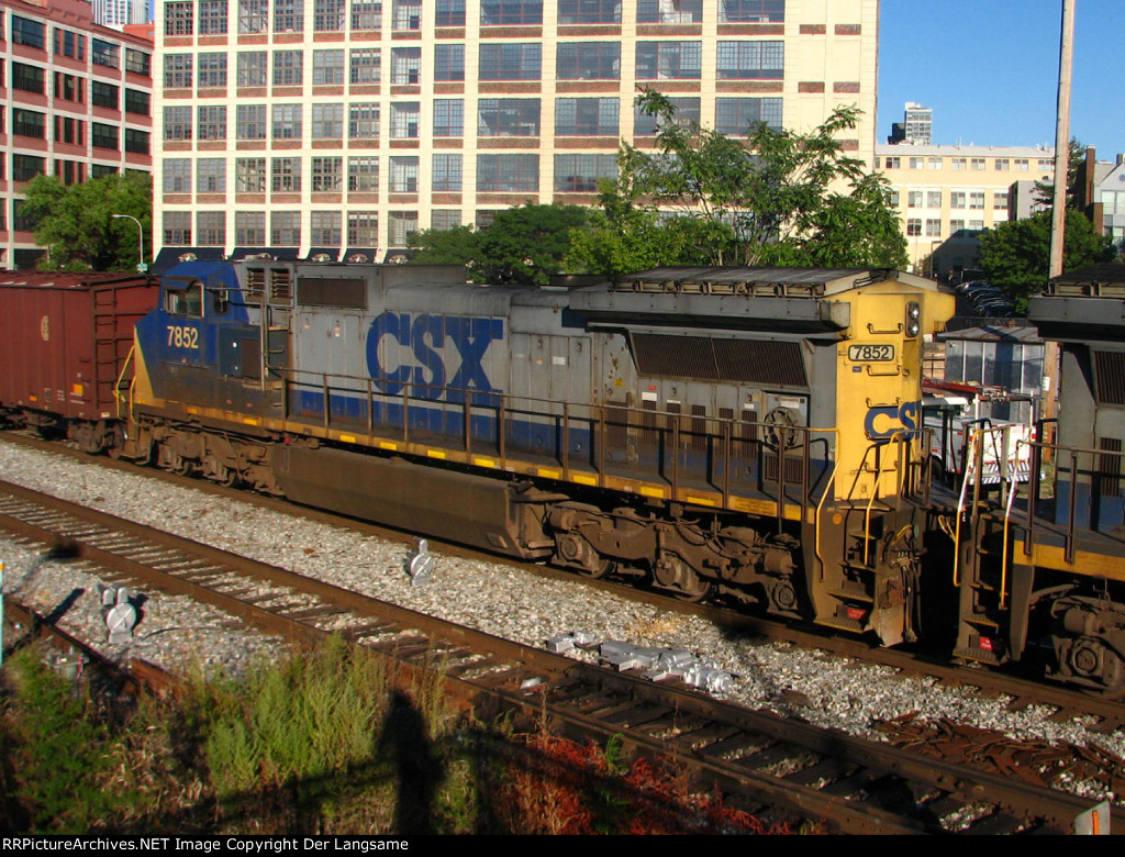 CSX 7852
