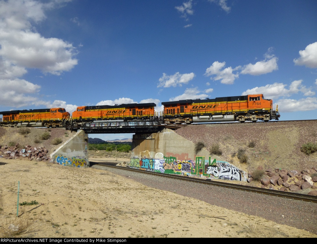BNSF 7764