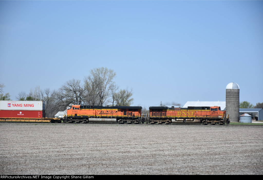 BNSF 7787 Dpu on a Wb stack train.