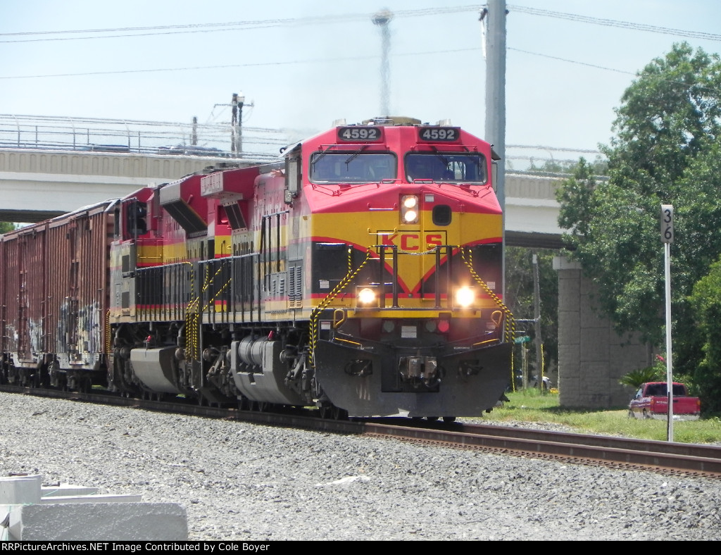 KCS 4592 (GE AC4400CW) leads KCS QLRJA-28