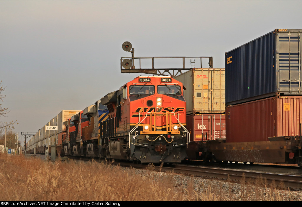 BNSF 3834