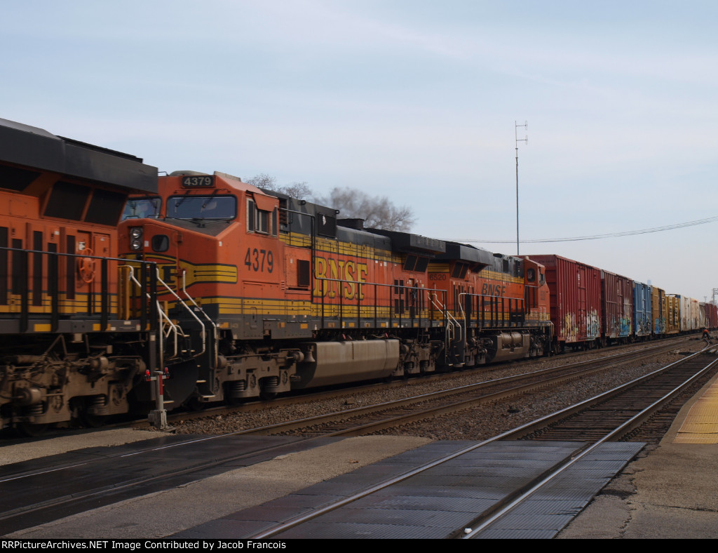 BNSF 4379