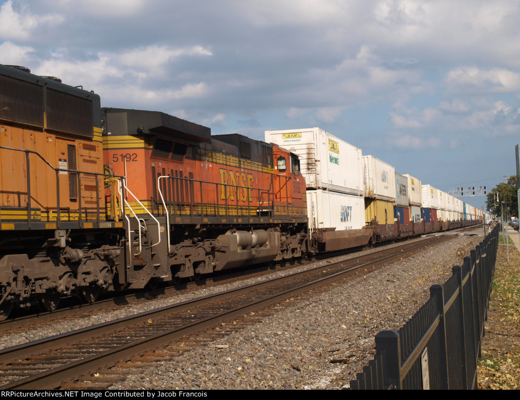 BNSF 5192