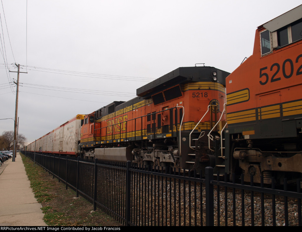 BNSF 5218