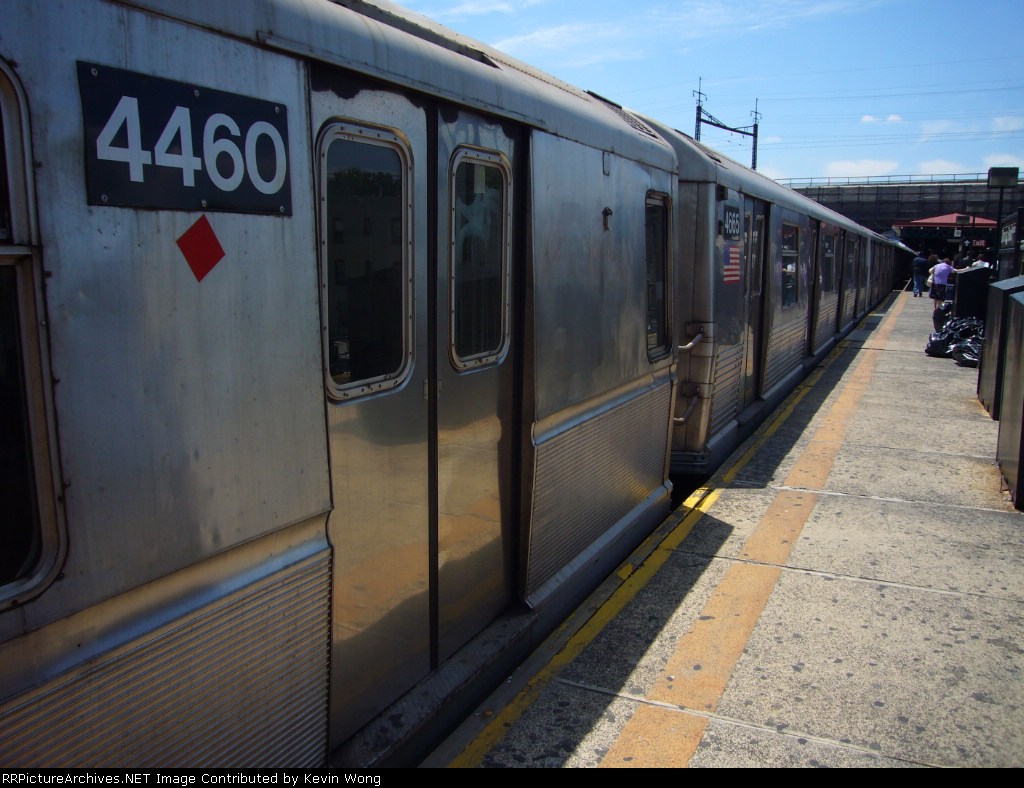 R40M 4460 and R42 4665