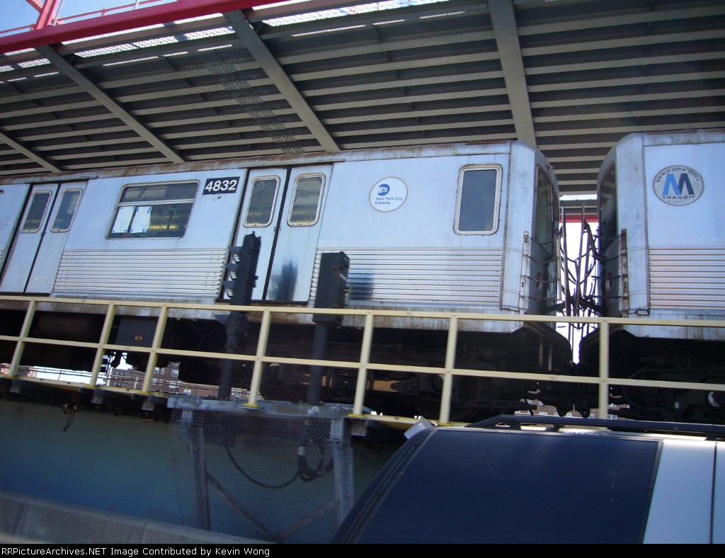 R42 4832, Williamsburg Bridge