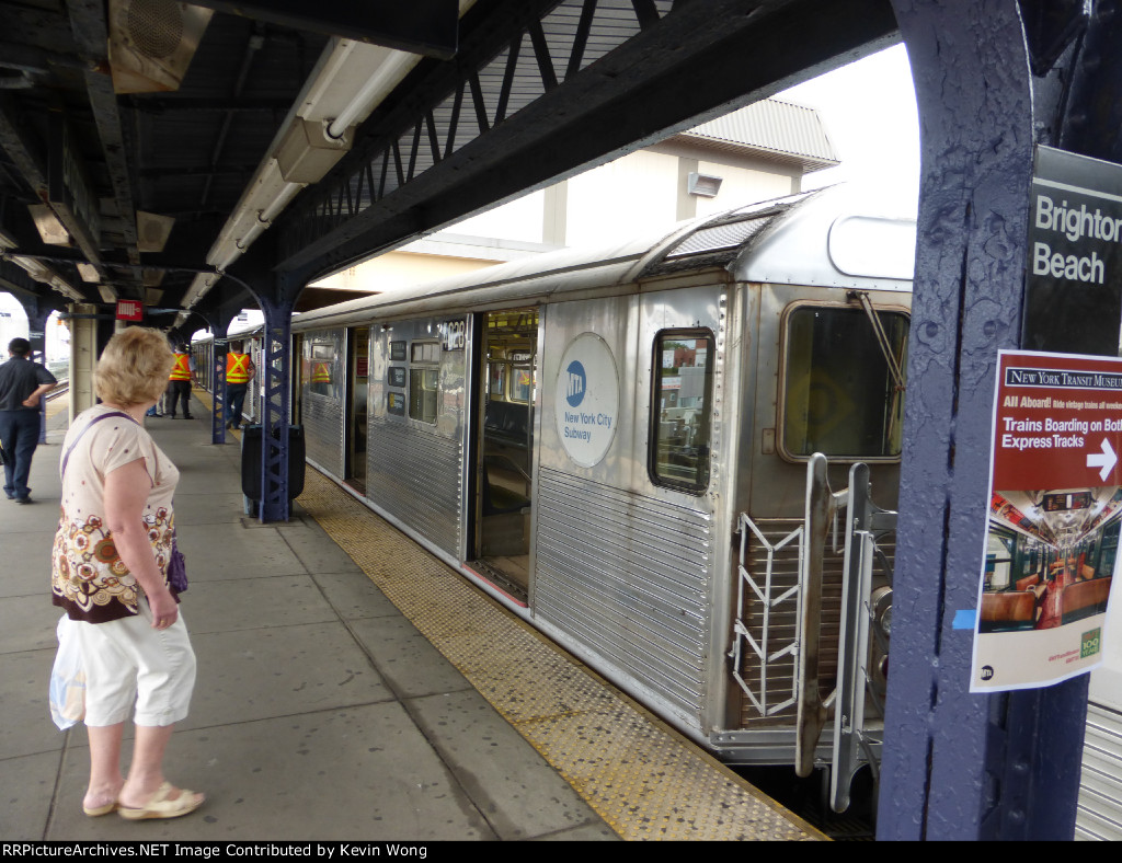 NYCT R38 4028 (St. Louis Car 1967)