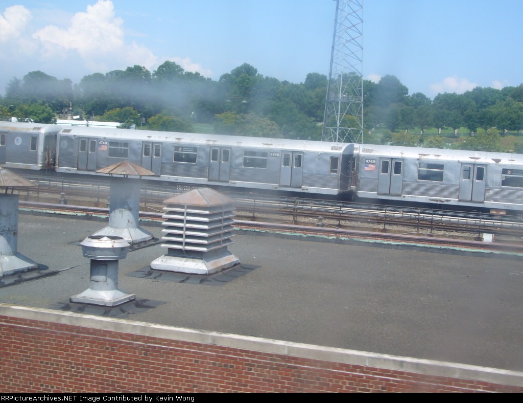 R42 4748, East New York Yard