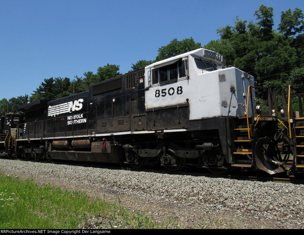 NS 8508