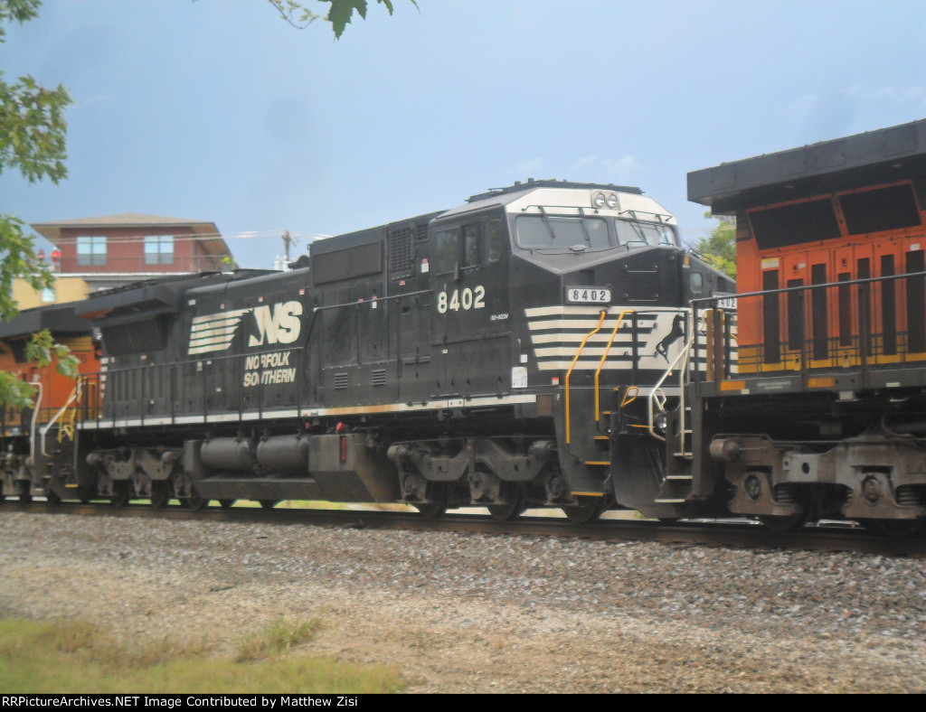 NS 8402