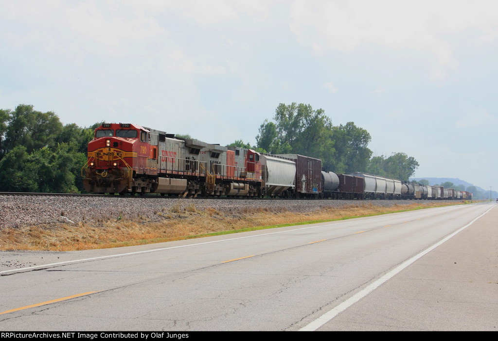 BNSF 790