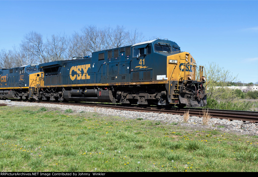 CSX 41 on q541 at mp262