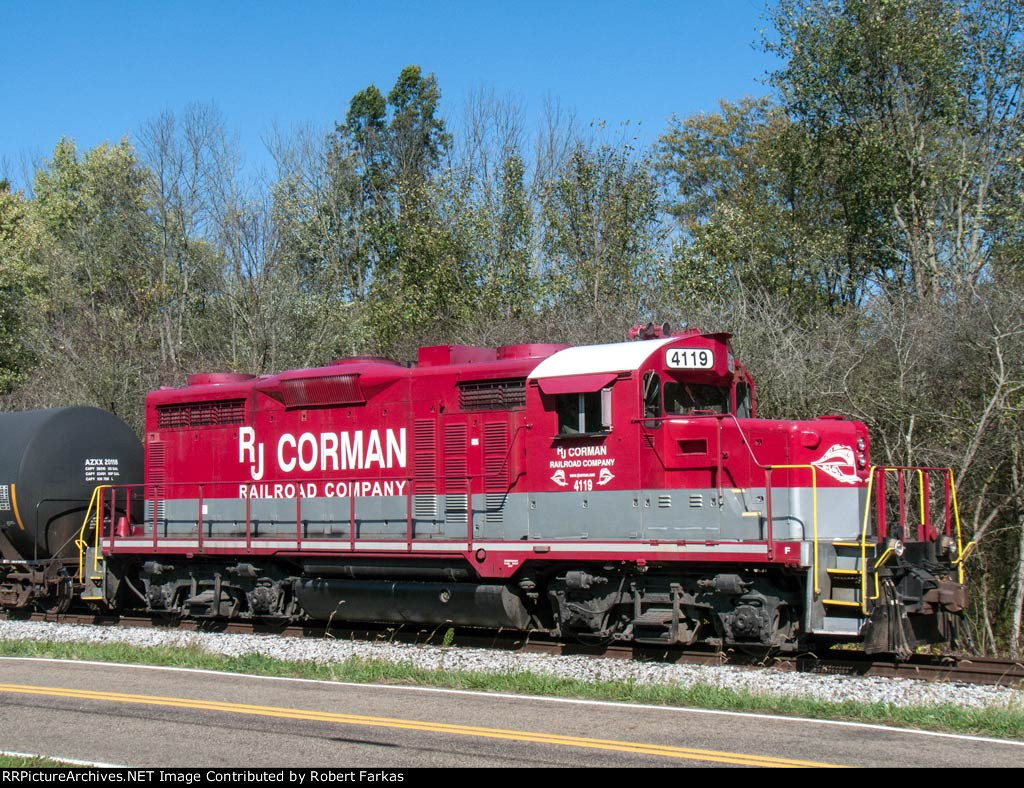 RJ Corman 4119