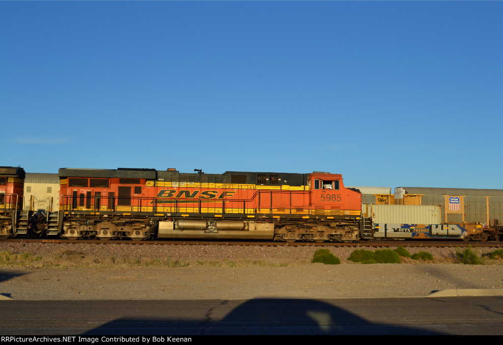 BNSF 5985