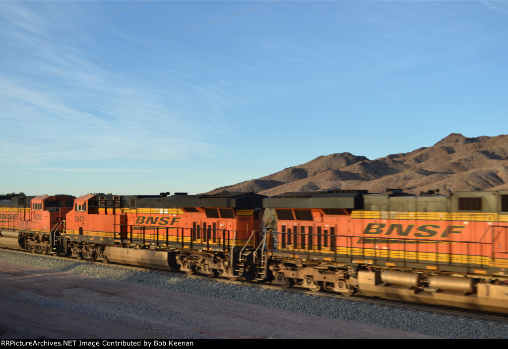 BNSF 6843