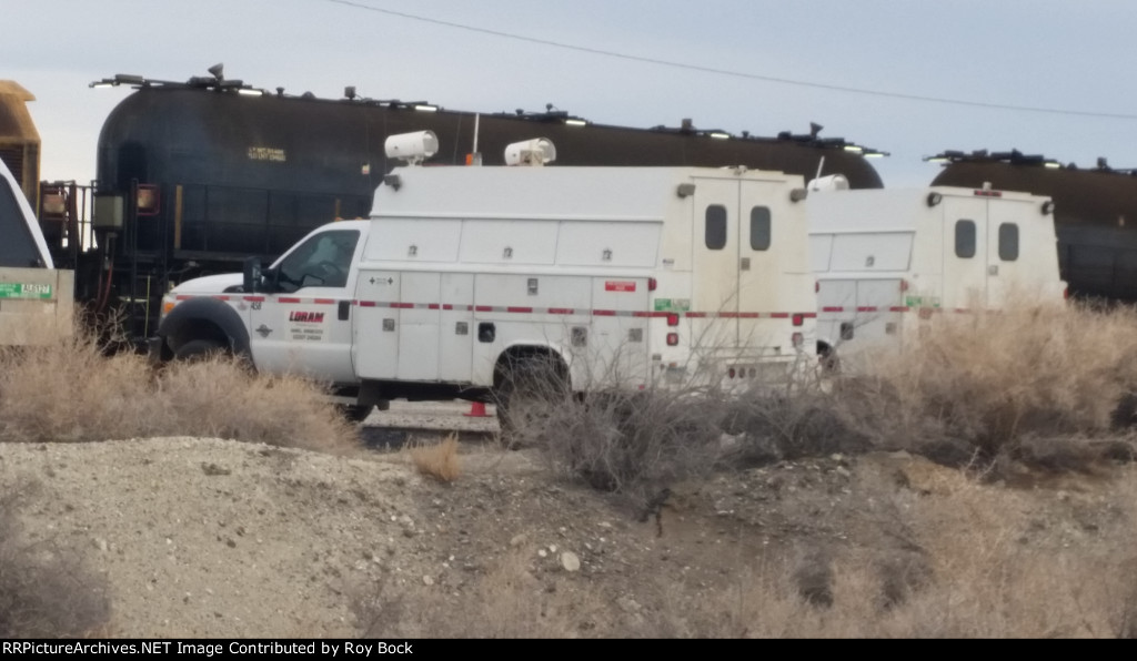LORAM Support vehicles for LMIX 3412