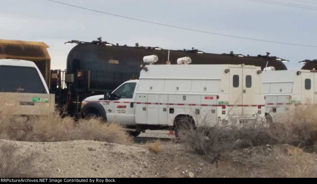 LORAM Support vehicles for LMIX 3412