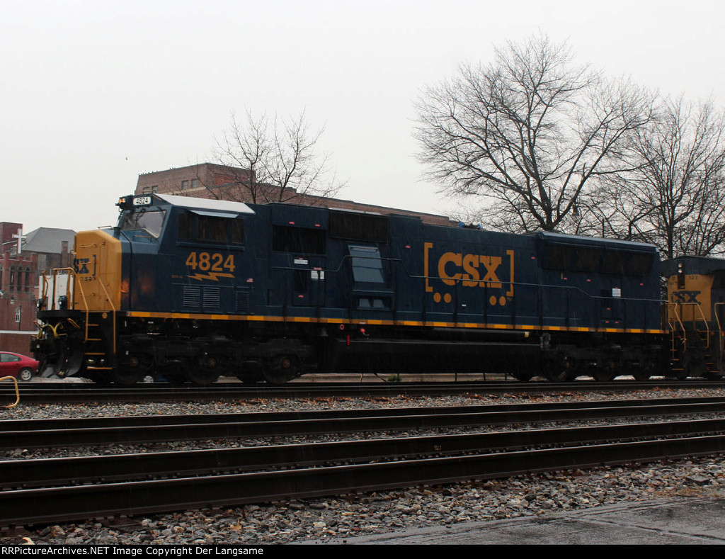 CSX 4824