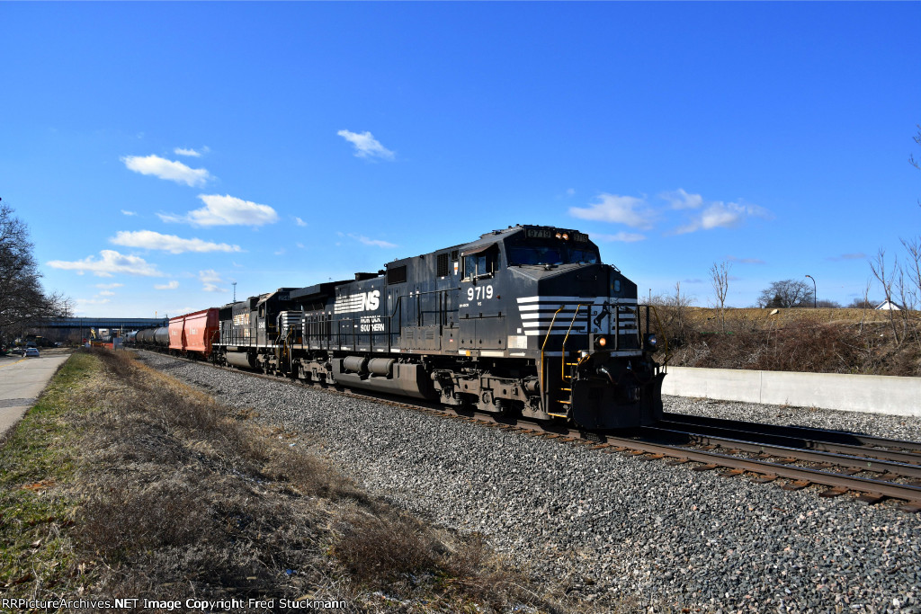 NS 9719 at 16mm.