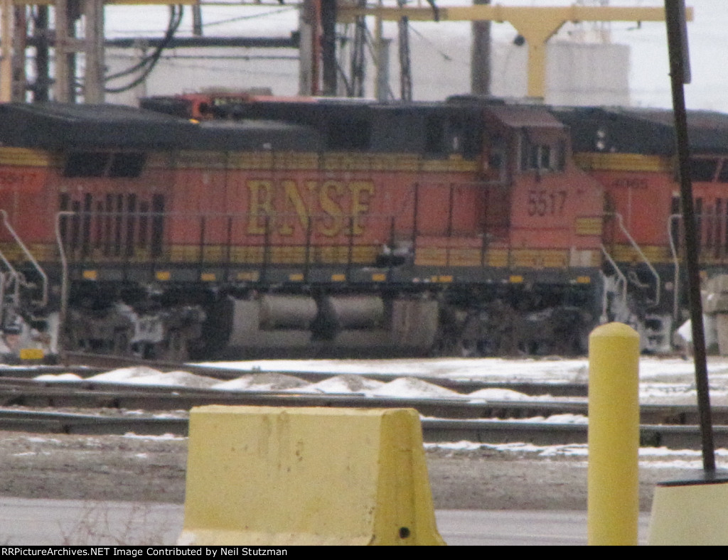 BNSF 5517