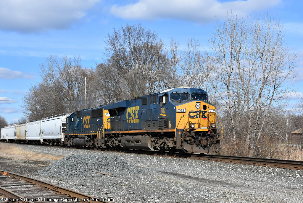 CSX 702