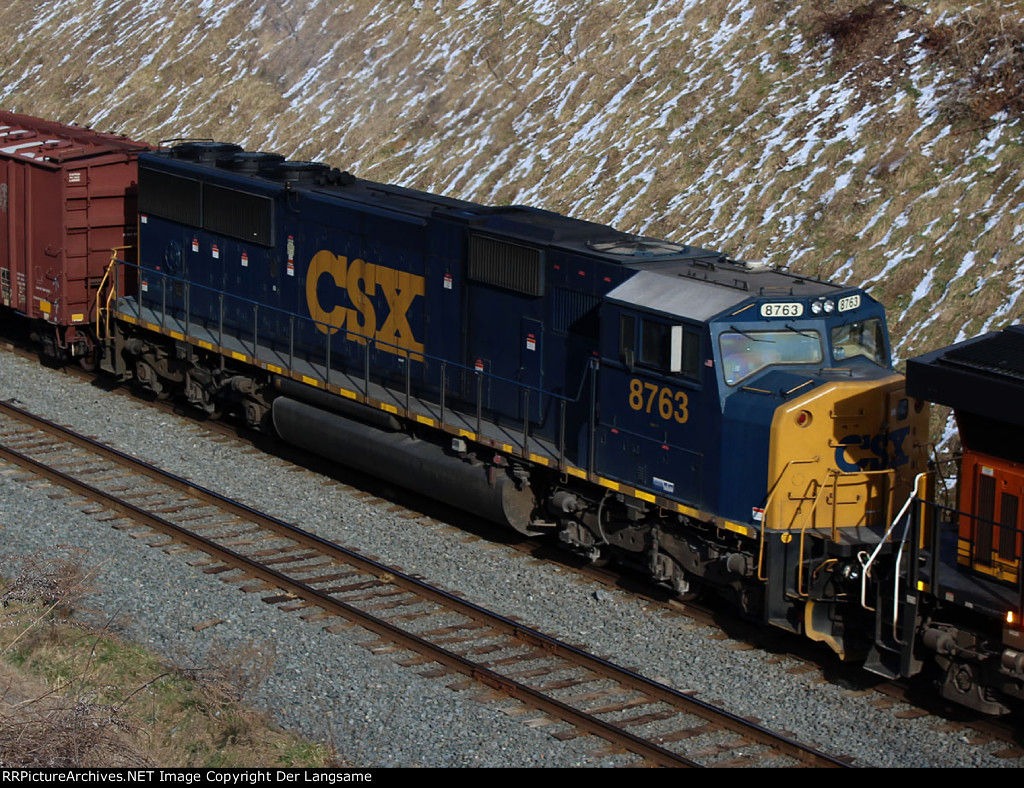 CSX 8763