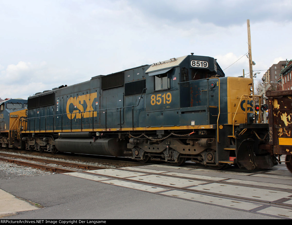 CSX 8519