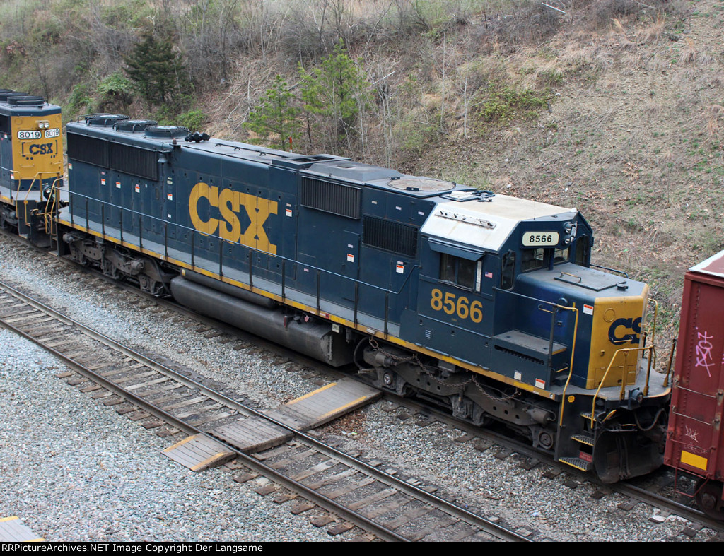 CSX 8566