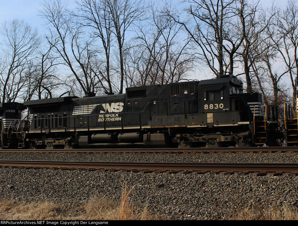 NS 8830